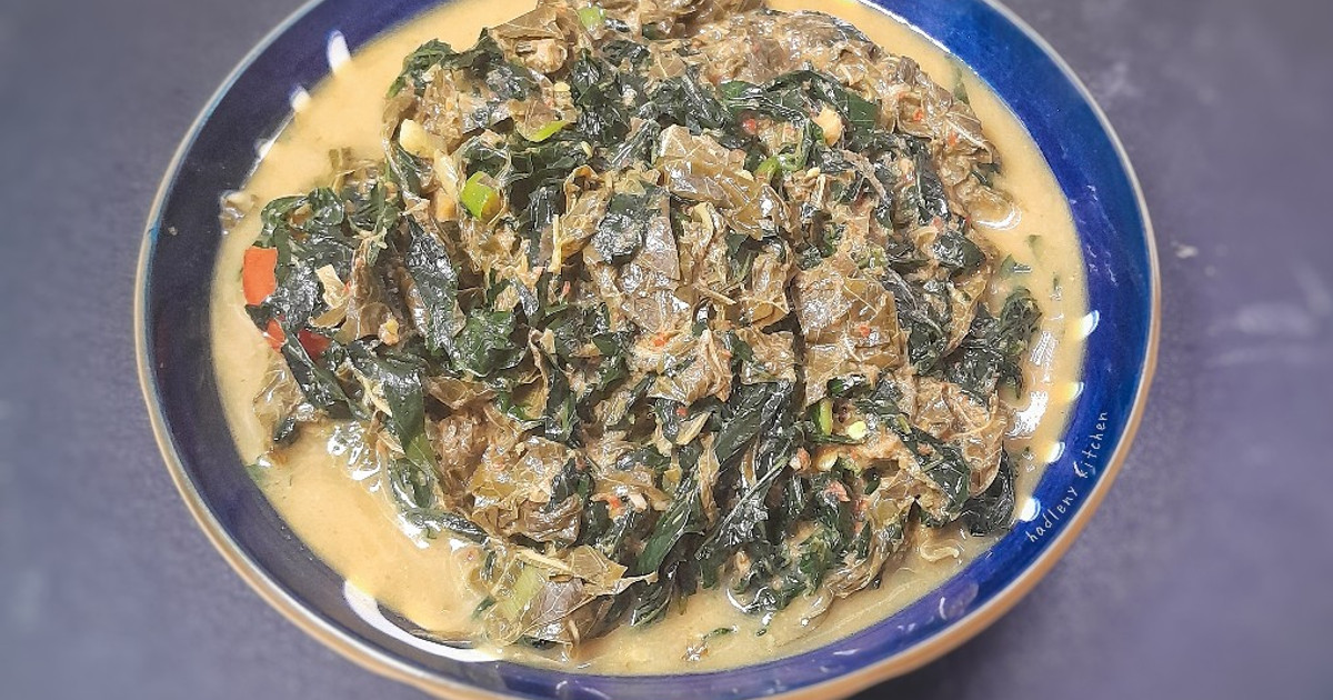 Resep Gulai Daun Singkong & Pepaya Jepang Ebi oleh Hadleny Kitchen - Cookpad