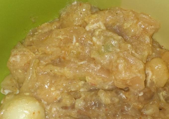 Resep Seblak Ceker, Telur Puyuh dan Makaroni oleh Dewanti Asih - Cookpad