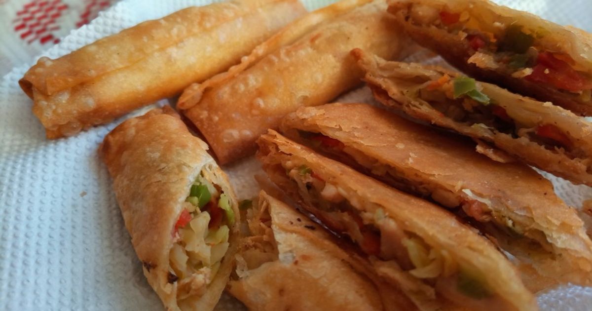 Chinese Roll / Spring Rolls Recipe by Mariam Azeem (Umme Sarim) - Cookpad