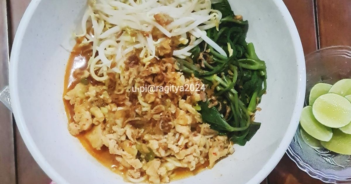 Resep Mie Kangkung Kuah Kental oleh U-pi, Triyaningsih - Cookpad