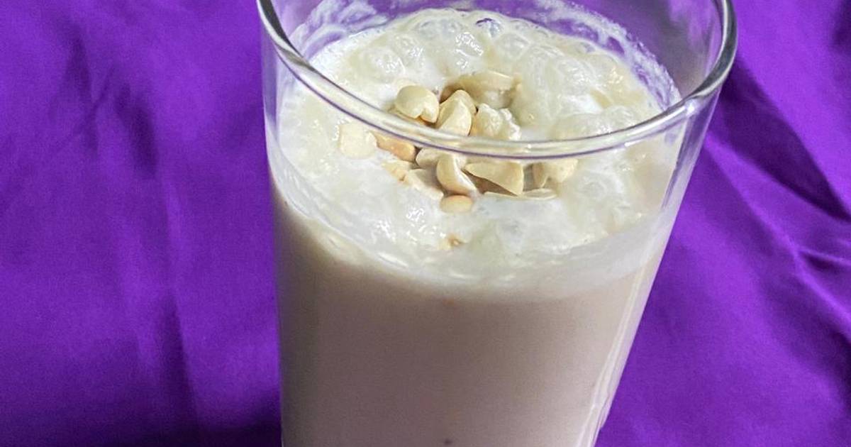 Nasrin Ara Chowdhury বানিয়েছেন ব্যানানা মিল্কশেক- কুকপ্যাড