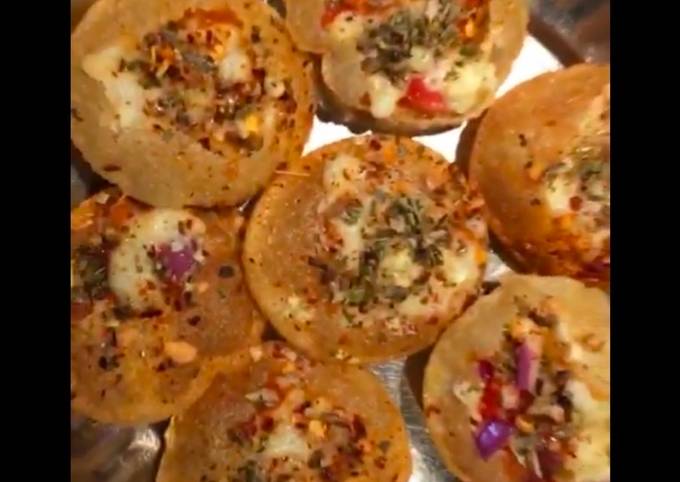 Pizza puri Recipe by Prachi Singhal - Cookpad