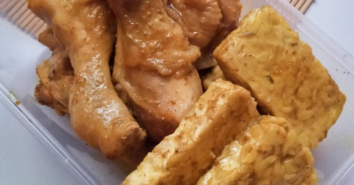 Resep Ayam dan tempe ungkep bumbu instan oleh Fitri Yani - Cookpad