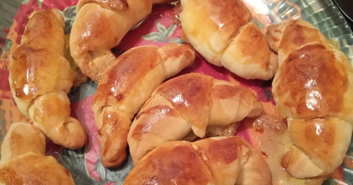 Media Lunas Fáciles De Hacer !!! Receta de Yanina Navarro- Cookpad