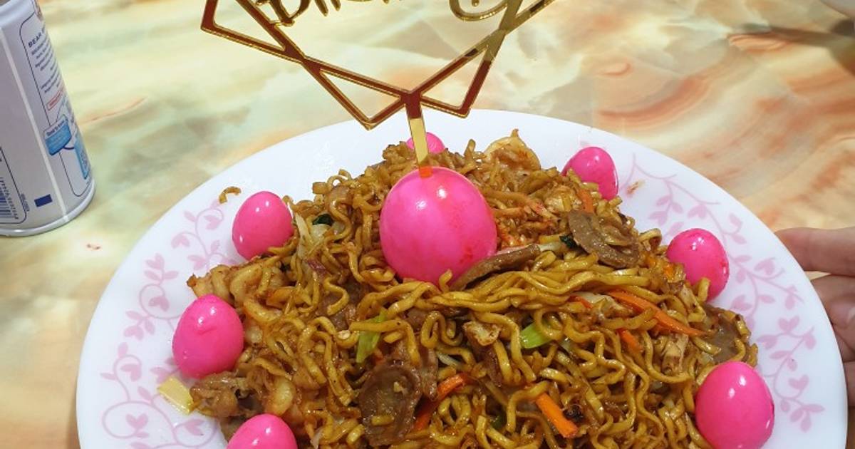 Resep Bakmi ulang tahun oleh Ellis Ho - Cookpad