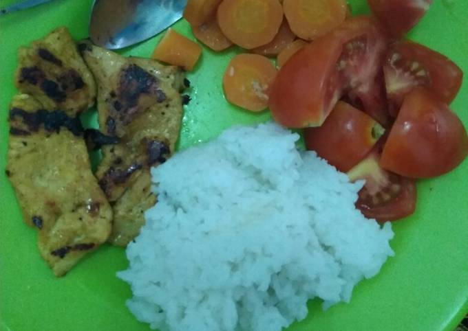 Resep Ayam teflon kosan simple oleh Resep Kos - Cookpad