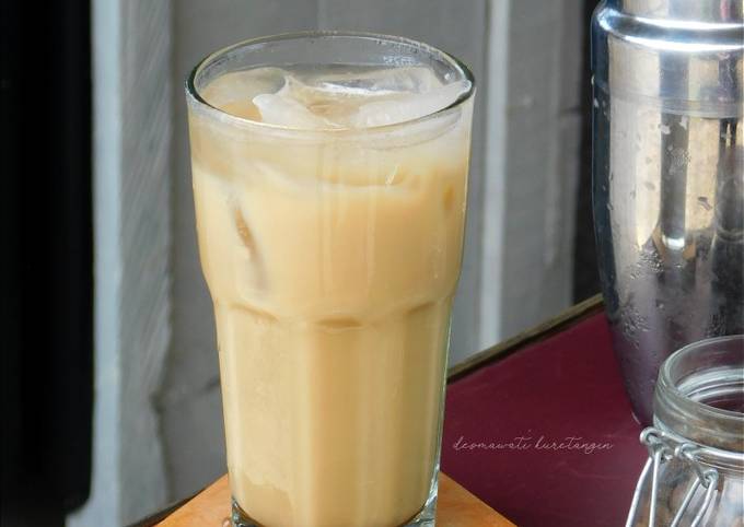 Resep Es Kopi Gula Aren oleh desmawati kuretangin - Cookpad