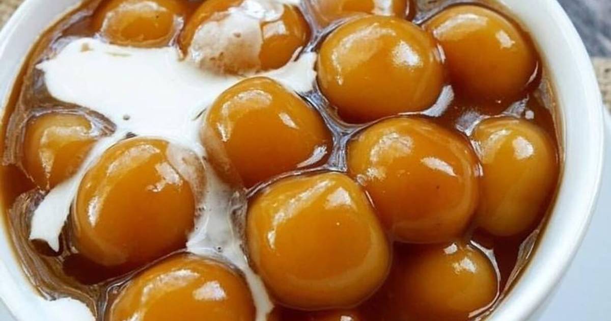 Kolak Biji Salak Sweet Potato Balls With Palm Sugar Syrup And Coconut ...