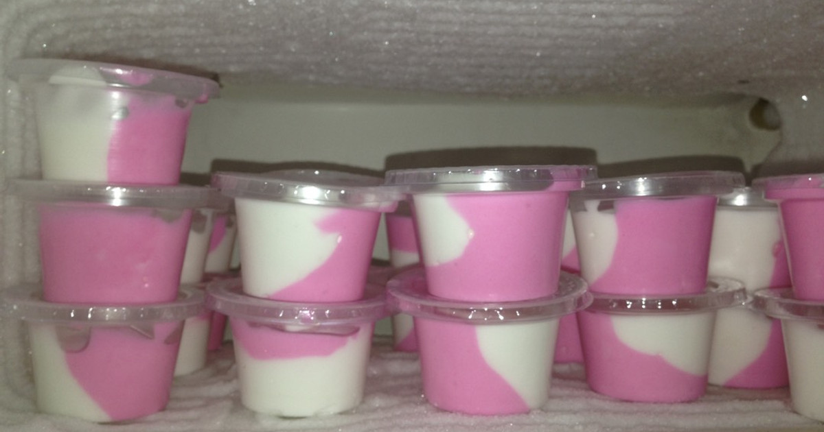 Resep Es Cream Susu Lembut Homemade oleh Arina Manasika - Cookpad