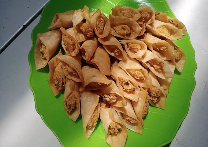 Resep Pangsit tahu oleh Ina Restu Fwa - Cookpad