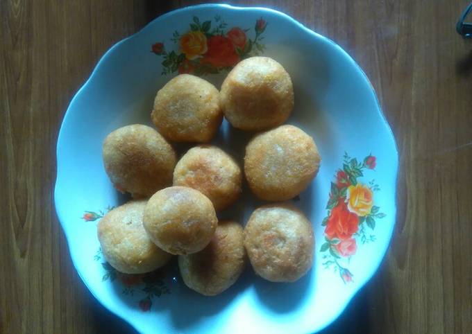 Resep ONDOL ONDOL singkong.. oleh Amoey Anggi - Cookpad