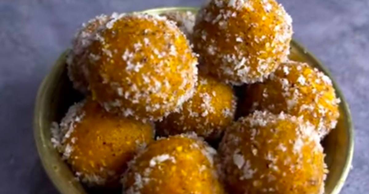 Naryal Ladooo Recipe by Jayashree Kumbhakar - Cookpad