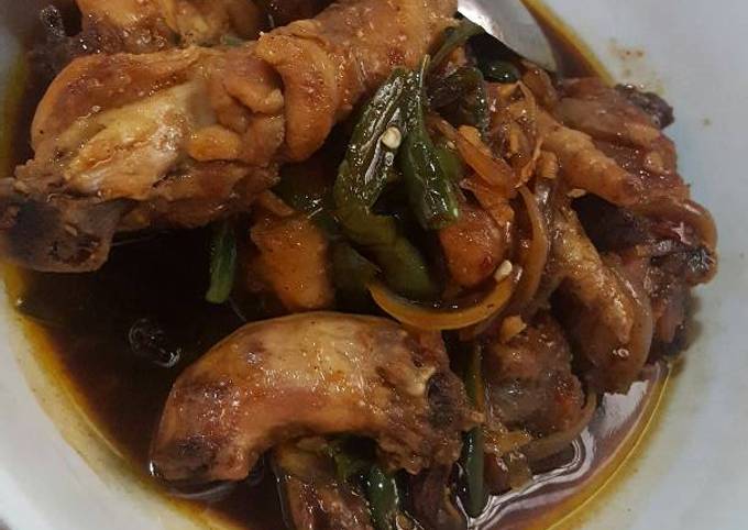Resep Ayam semur oleh Irna Arina Nasution - Cookpad