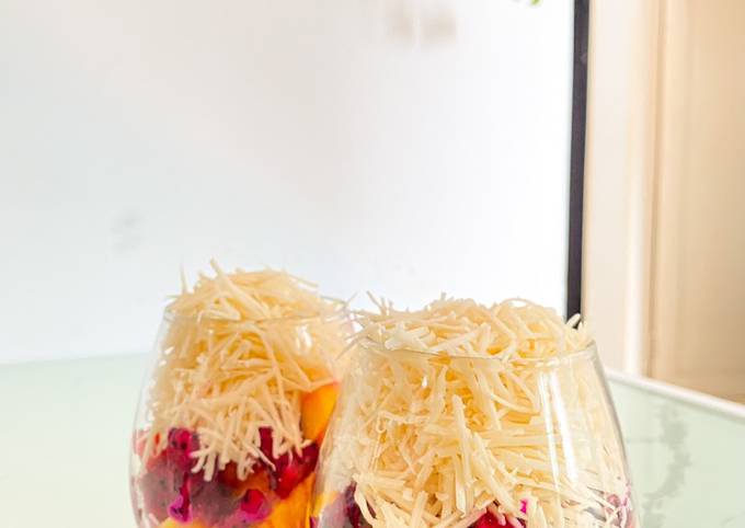 Resep Cemilan buah paling simple dan enak oleh ULA SYIFA NF - Cookpad