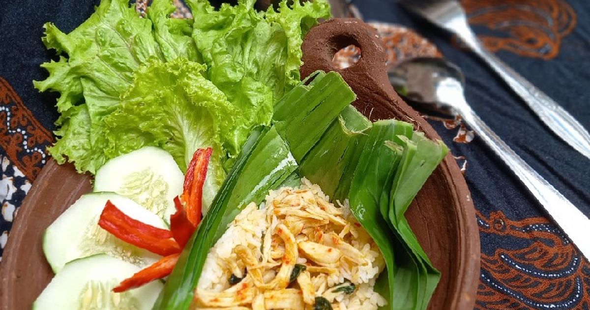 Resep Nasi Bakar Teflon Ayam Suwir Kemangi oleh Nida Heryani - Cookpad