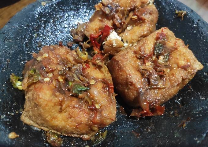 Resep Pecak tahu / tahu penyet sambal oleh nitha - Cookpad