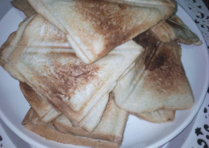 Toasted Bread Recipe by lydia Omo(Abujamom) - Cookpad