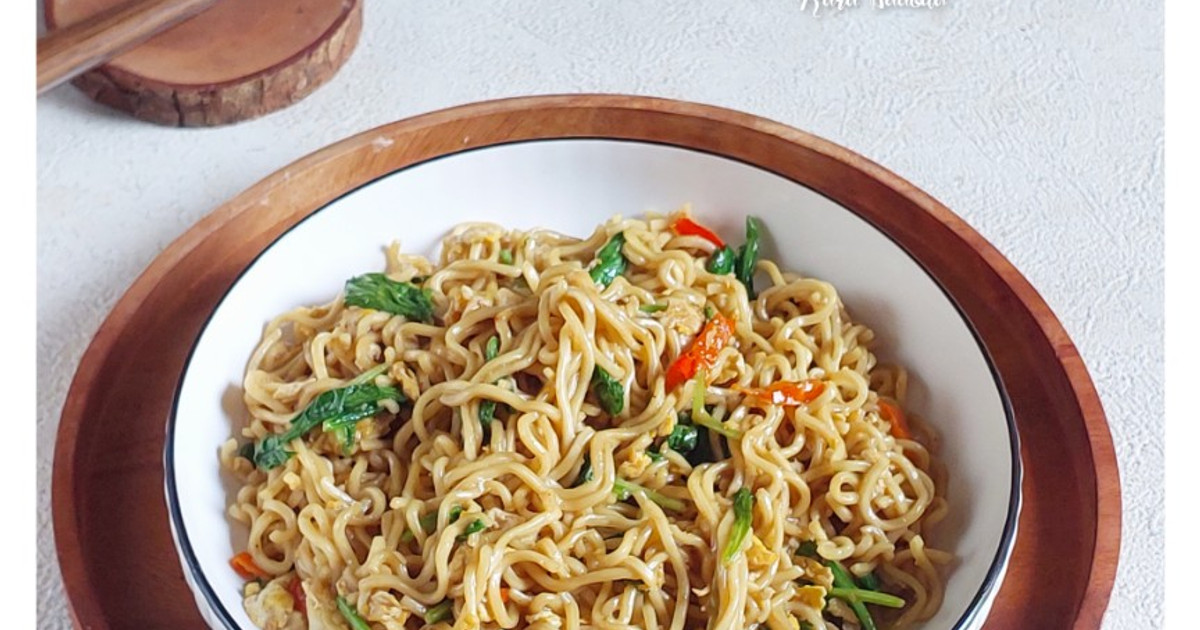 Resep Mie Instan Nyemek oleh Rara Baabud - Cookpad