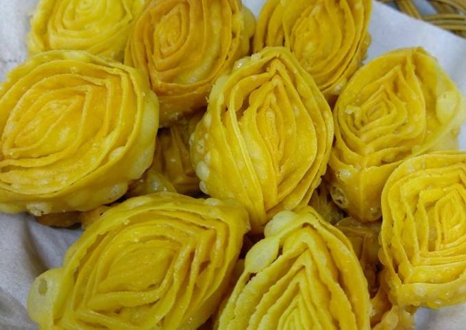 Resep Cemilan Berlapis Renyah oleh Dapur Esmo - Cookpad