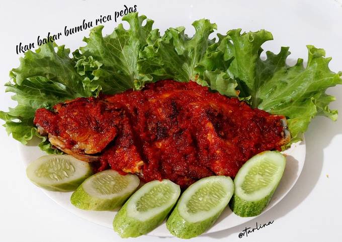 Resep Ikan bakar bumbu rica pedas oleh Arlina - Cookpad