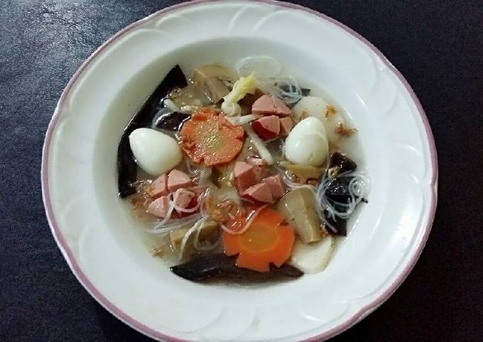 Resep Sop kimlo 🍜 oleh Andina Pratiwi - Cookpad