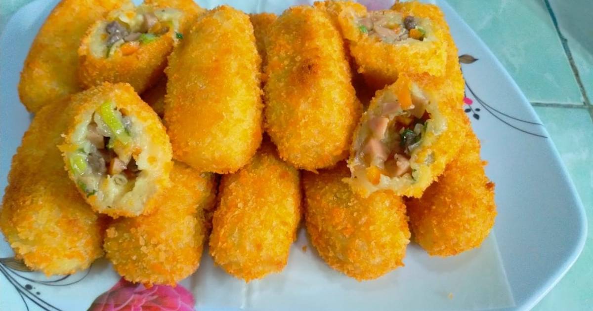 Resep Resep Kroket Kentang Isi Daging dan Sosis oleh Nha Ahmad - Cookpad