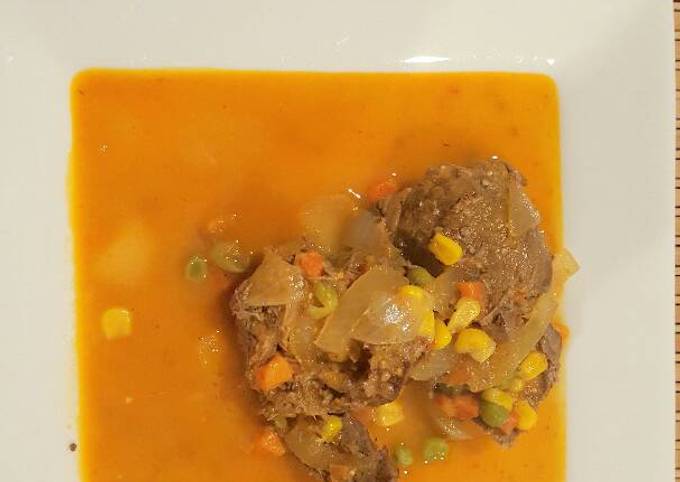 Rollo de carne con vegetales mixtos, en salsa Receta de j.floresdeulloa ...