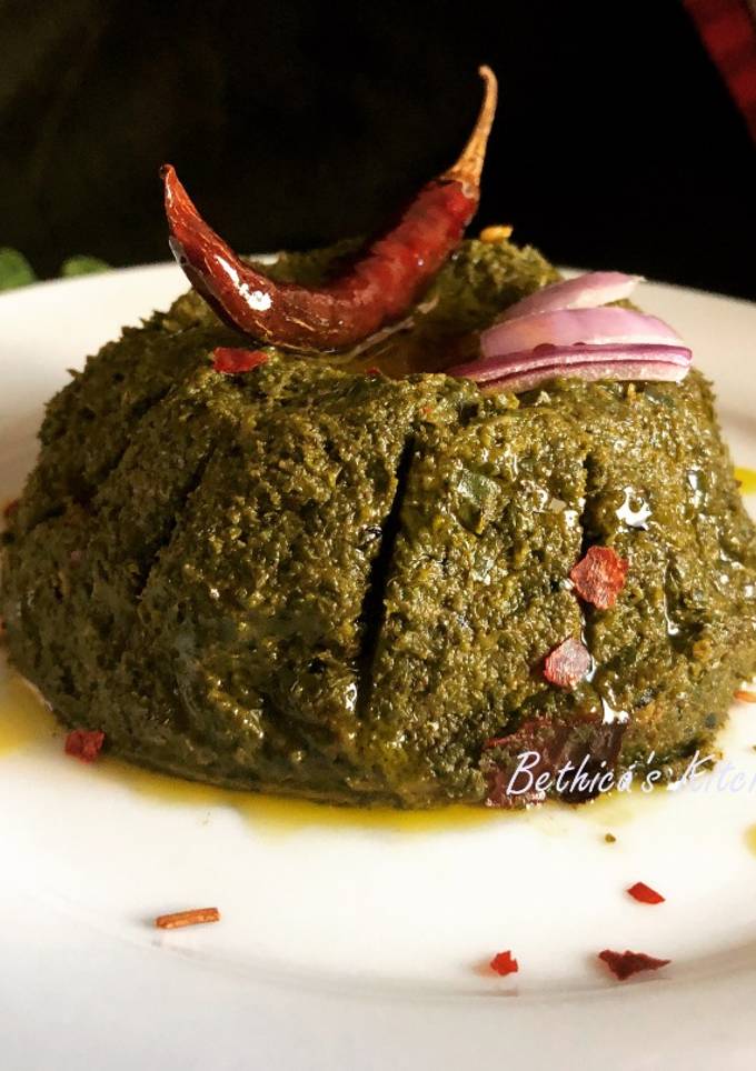 Sojne Pata Bata / Bhorta (Moringa Leaves Chutney - Bong style) Recipe by Bethica Das - Cookpad