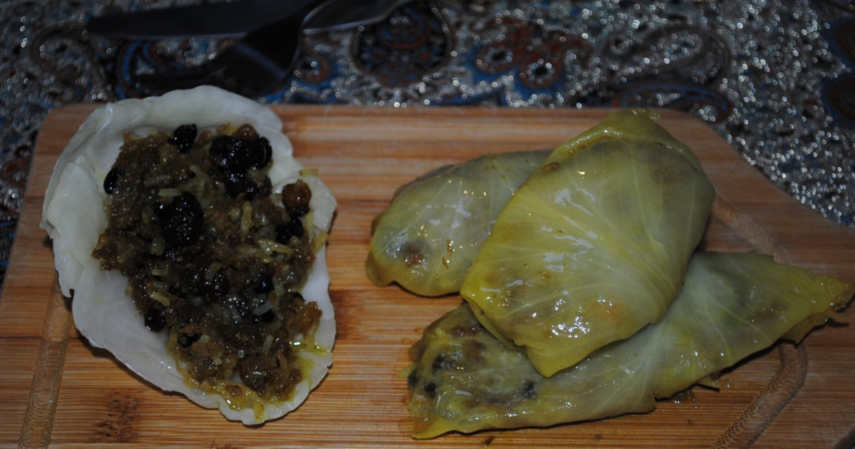 Persian Cabbage Rolls Recipe by Rozina Dinaa - Cookpad