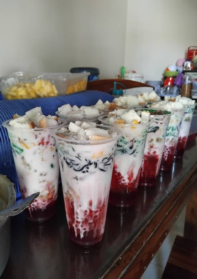 Resep Es campur jadul oleh Sukma Maria Ulfah - Cookpad