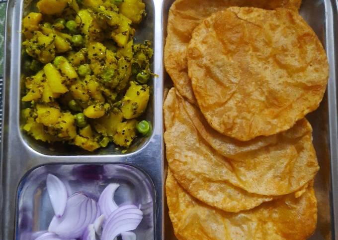 Puri Bhaji Recipe by Dolly Kachhwani - Cookpad