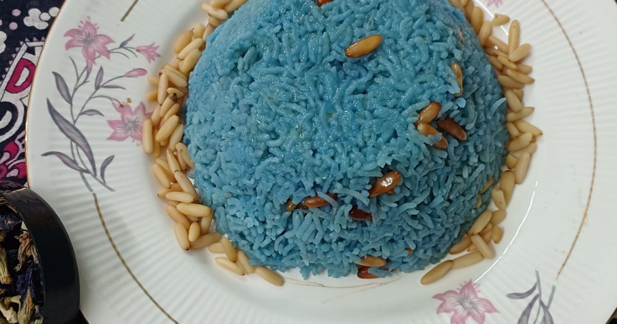 Blue Ghee Rice With Pine Nuts Recipe by ZMA - Cookpad