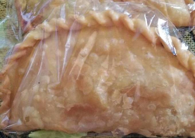 Resep Pastel rogut ayam oleh Vie Kim - Cookpad