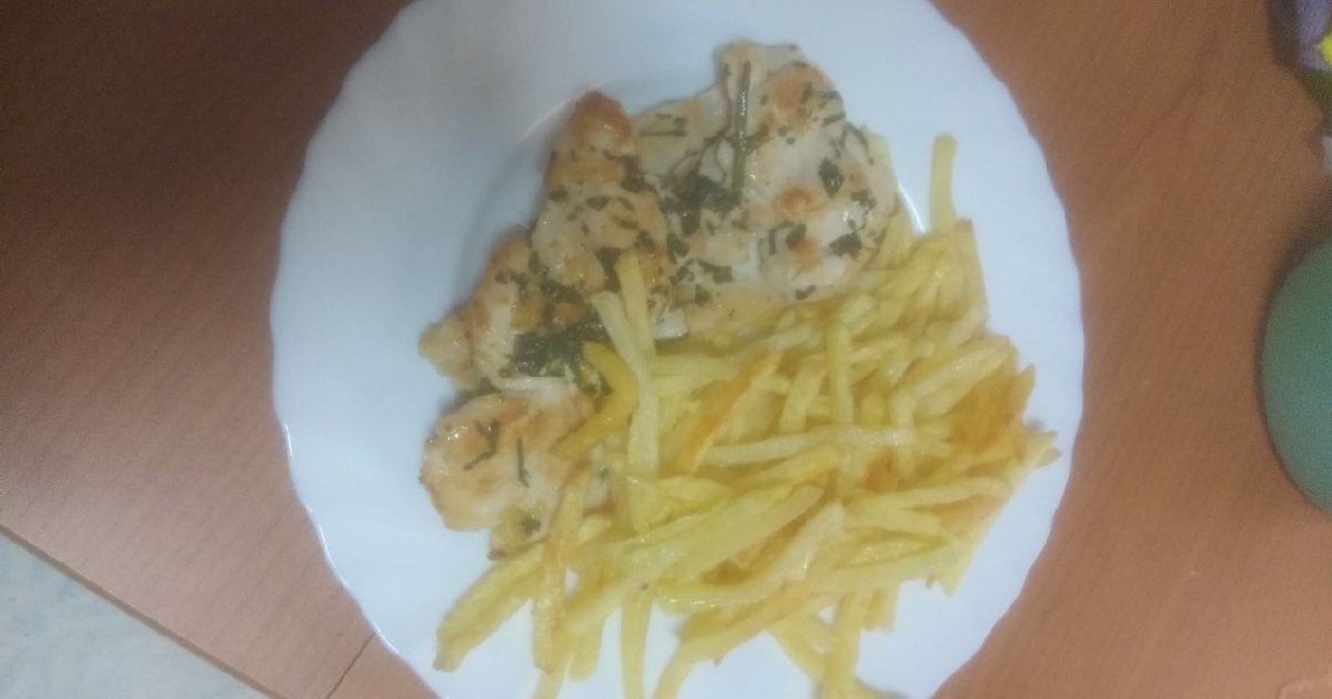 Pechuga De Pollo Adobada Al Limón A La Plancha Con Papas Fritas Receta ...