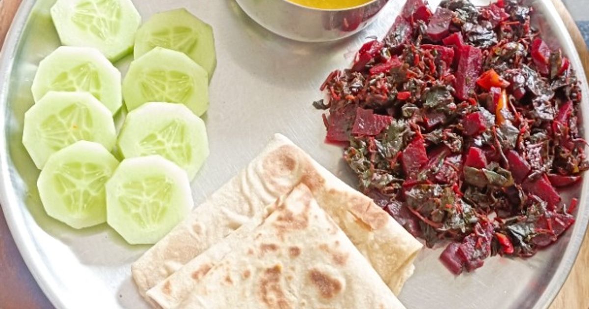 Red Amaranth And Beetroot Palya With Chapati: A Karnataka Special Stir ...