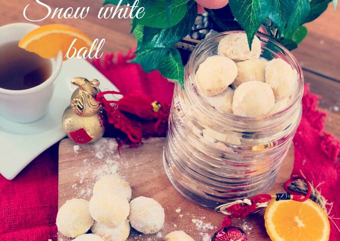 Resep Cheesy Snow White ball oleh Airin Widjaya - Cookpad