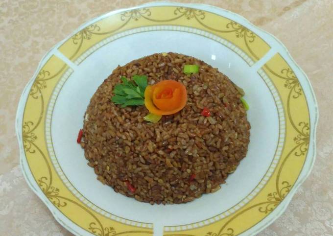 Resep Nasi Goreng Beras Merah oleh Heni Yahya - Cookpad