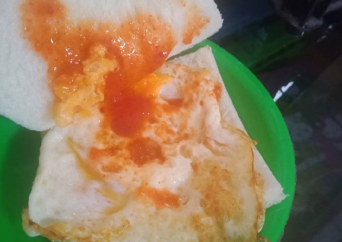 Resep Roti tawar isi telor oleh Irene Wijaya - Cookpad