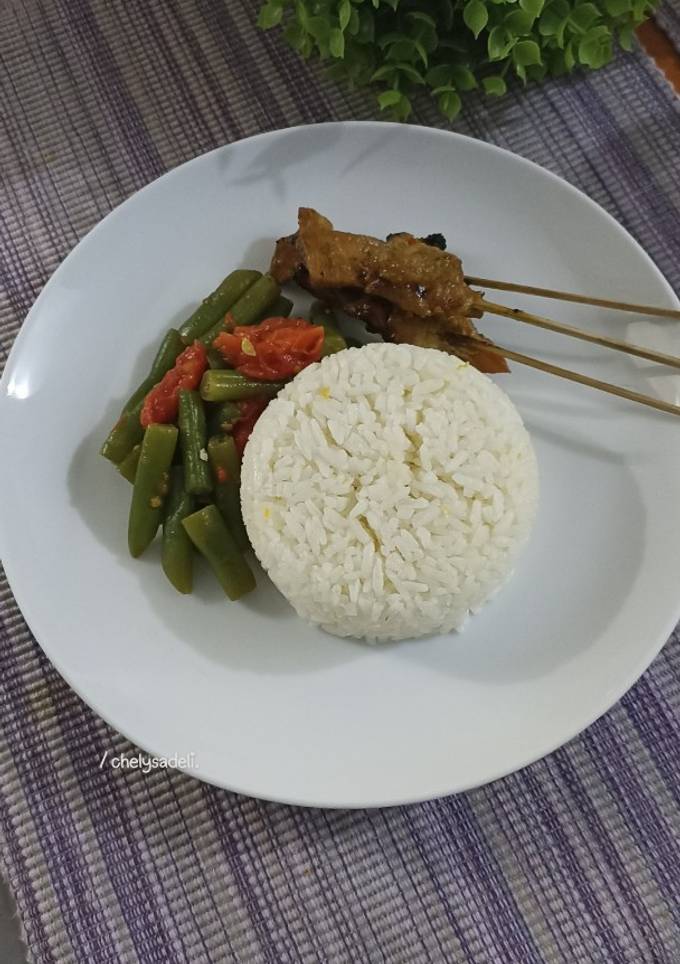 Resep Nasi Lemon Praktis oleh rachelesthers - Cookpad