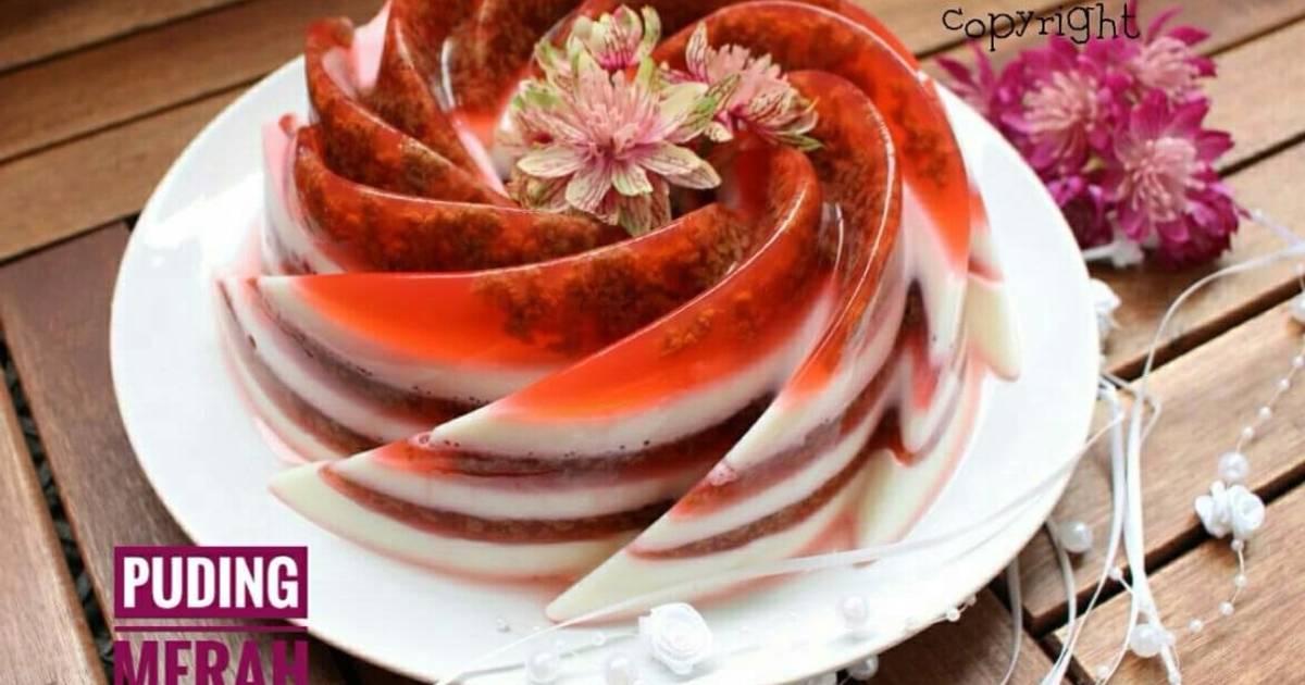 Resep Puding Merah Putih oleh dapurkirana - Cookpad
