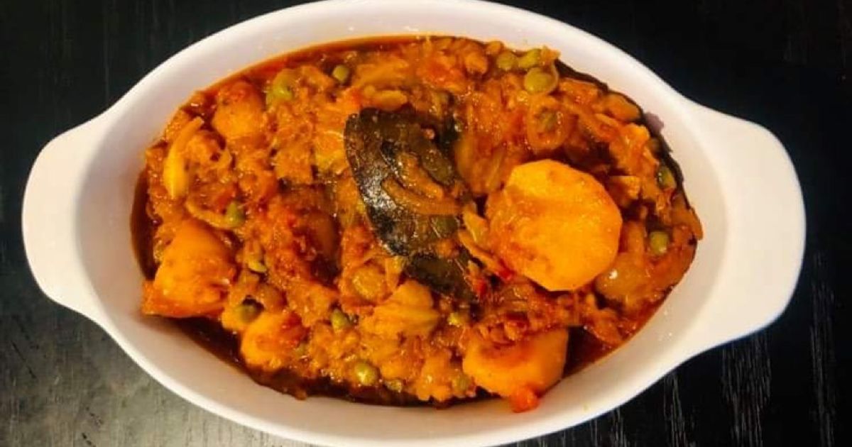 Cabbage Dum Aloo Recipe by Jinal Sahu - Cookpad
