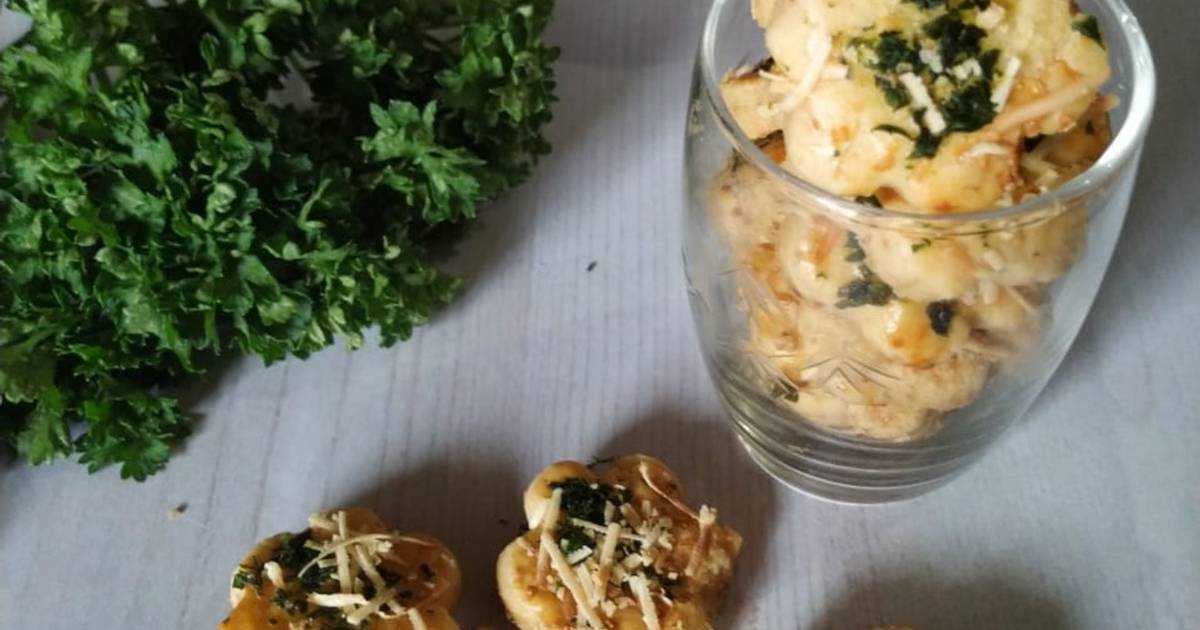 Resep Garlic Cheese Cookies oleh Hilda Dawood - Cookpad