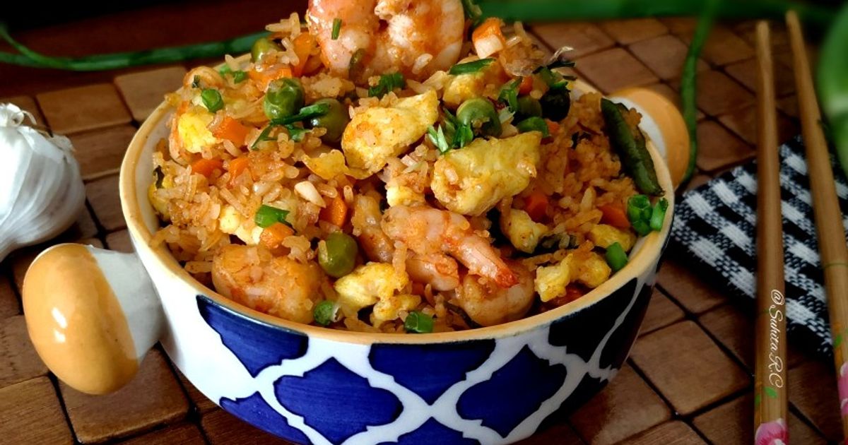 Butter Garlic Prawn With Schezwan Fried Rice Recipe by Suhita Rana ...