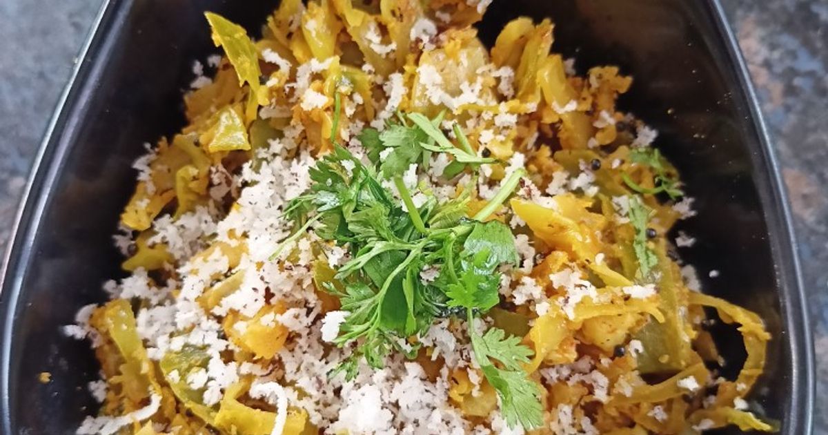 Patta Gobhi Sabzi Recipe by Priya Malhotra Drishti Panjwani - Cookpad