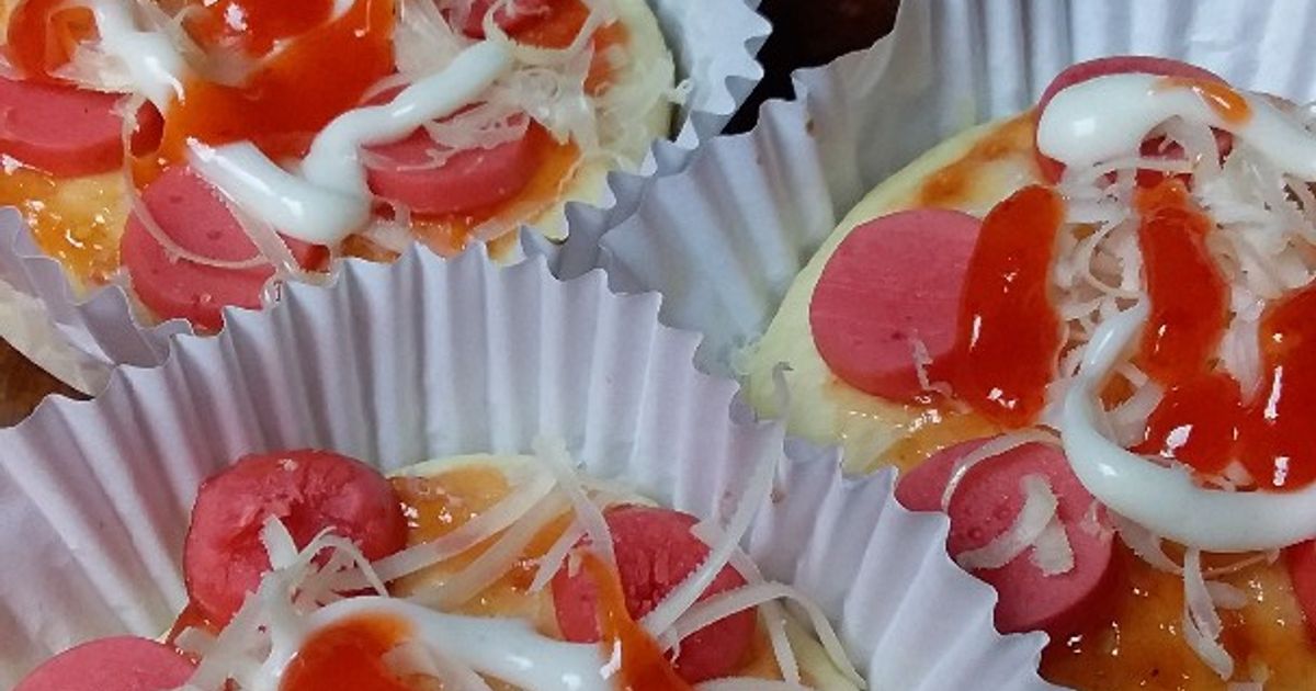 Resep Pizza Mini Sederhana oleh Tine Wahyudi - Cookpad