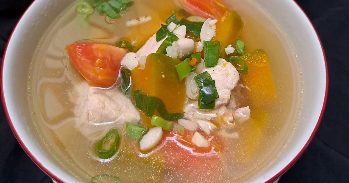 Resep Sup Ayam Labu Kuning oleh Siti Zulfa Sentyaki - Cookpad