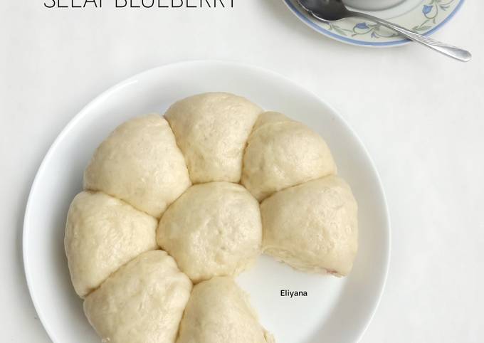 Resep Bakpao roti isi selai blueberry oleh Eli Yana Dwi Lestari - Cookpad