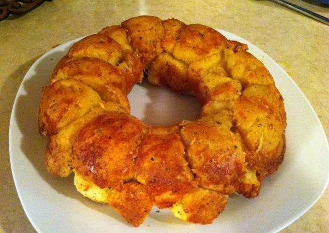 Parmesan Garlic Bread Bites Recipe by Dan Hauk - Cookpad