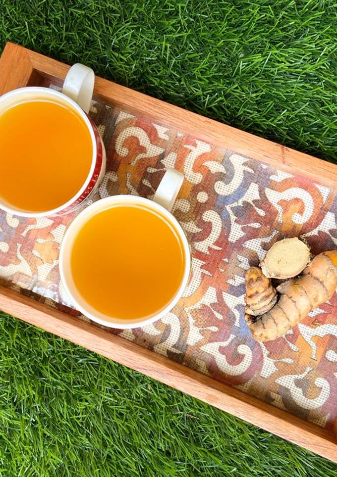 Fresh Turmeric and Ginger Brew Recipe by Roli Srivastava - Cookpad
