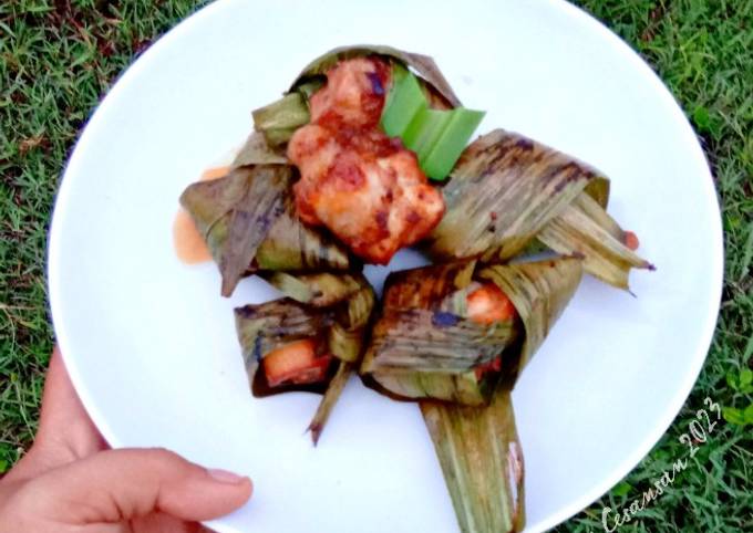 Resep Ayam Goreng Daun Pandan oleh Pawon Cesansan - Cookpad